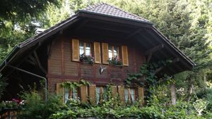 Small cottage in the Swiss countryside - WWOOF Independents