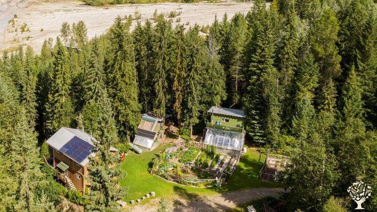 Family home and garden - rural, Educational Centre, Eco Retreat - WWOOF ...